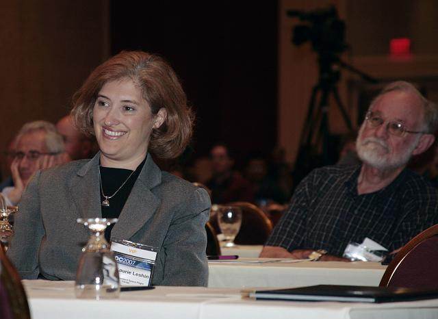 2007 isdc nasa laurie leshin kenneth cox listen to pete worden – NSS